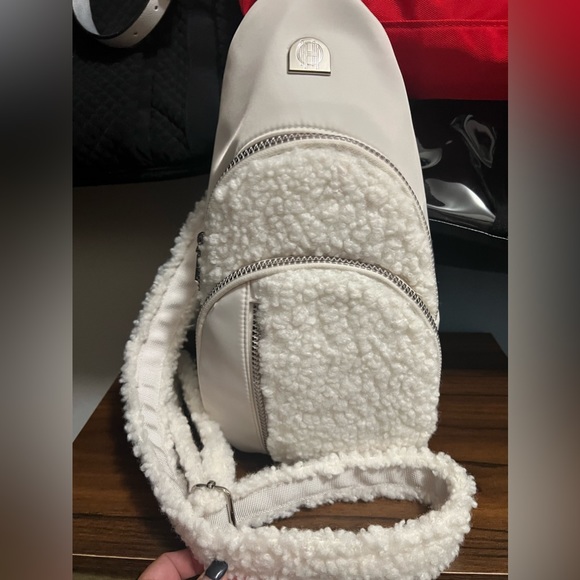 House of Harlow 1960 | Bags | House Of Harlow 96 Sherpa Backpack Nwt ...